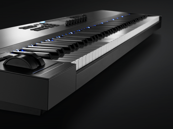 Komplete Kontrol S88 - DJLab